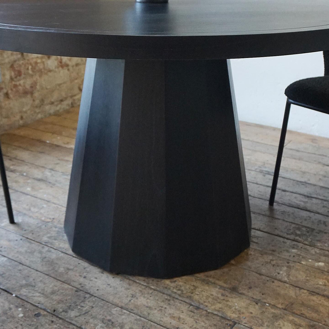 Prisma Round Solid Mindi Wood Dining Table Black (3 Sizes) – COKU Limited