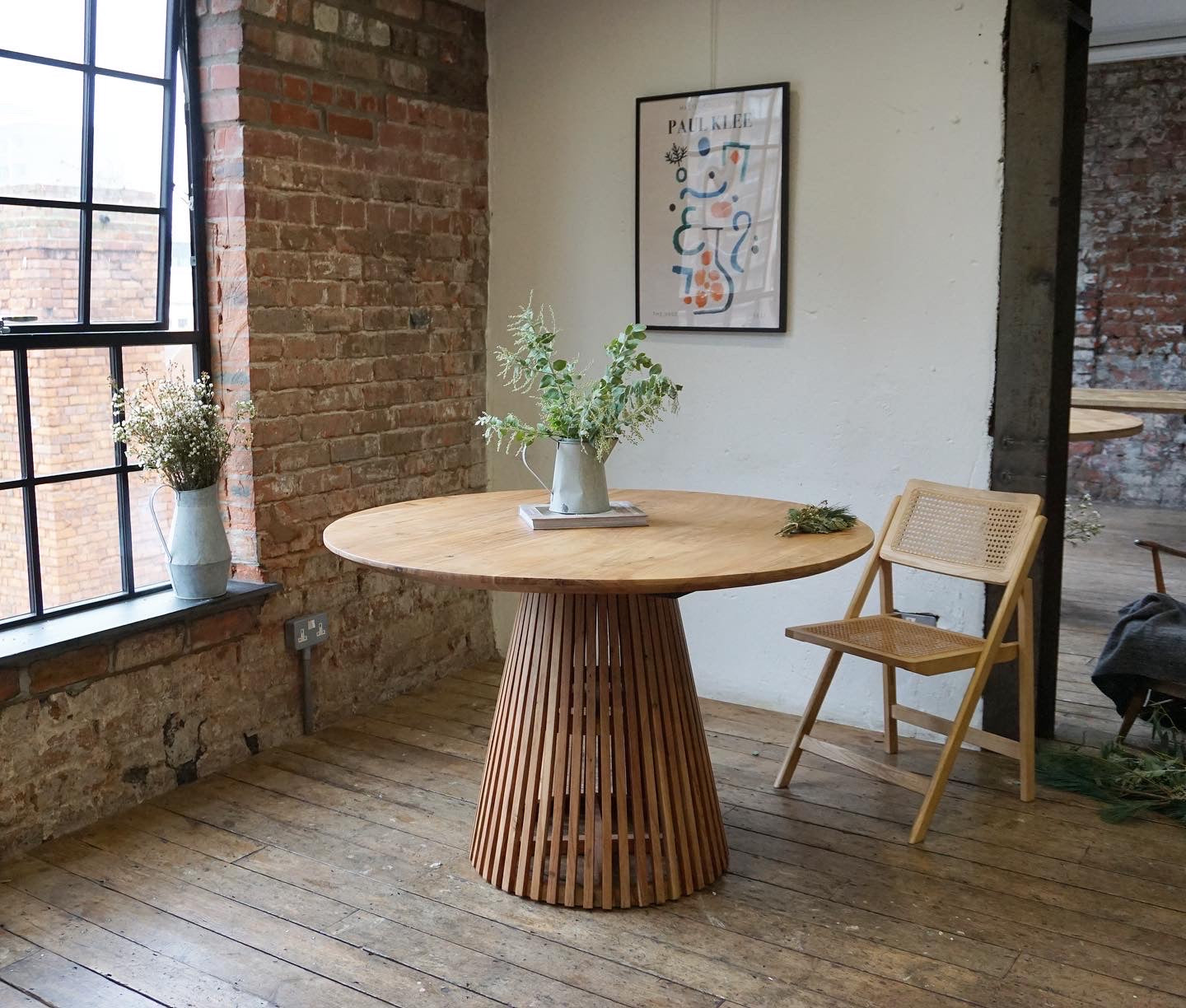 Remi Round Solid Acacia Wood Dining Table Natural (4 Sizes) – COKU Limited